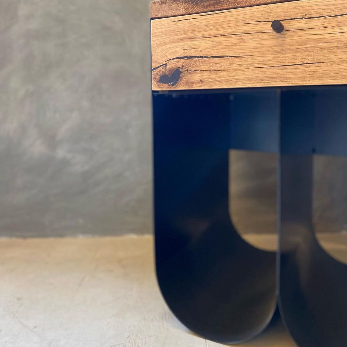 Curve Side Table with Drawer – Malibu Market Design
